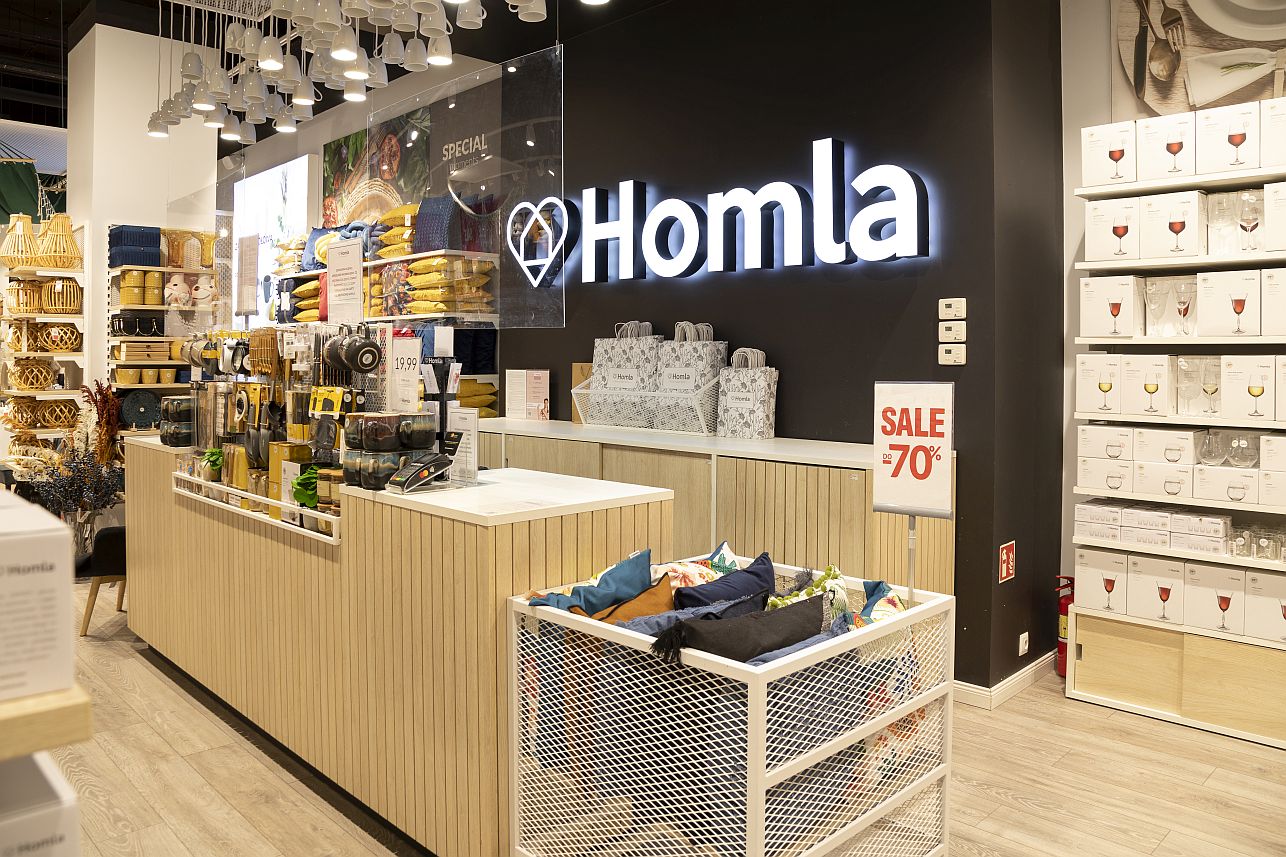 Homla realizuje plan ekspansji i otwiera nowy salon w Warszawie