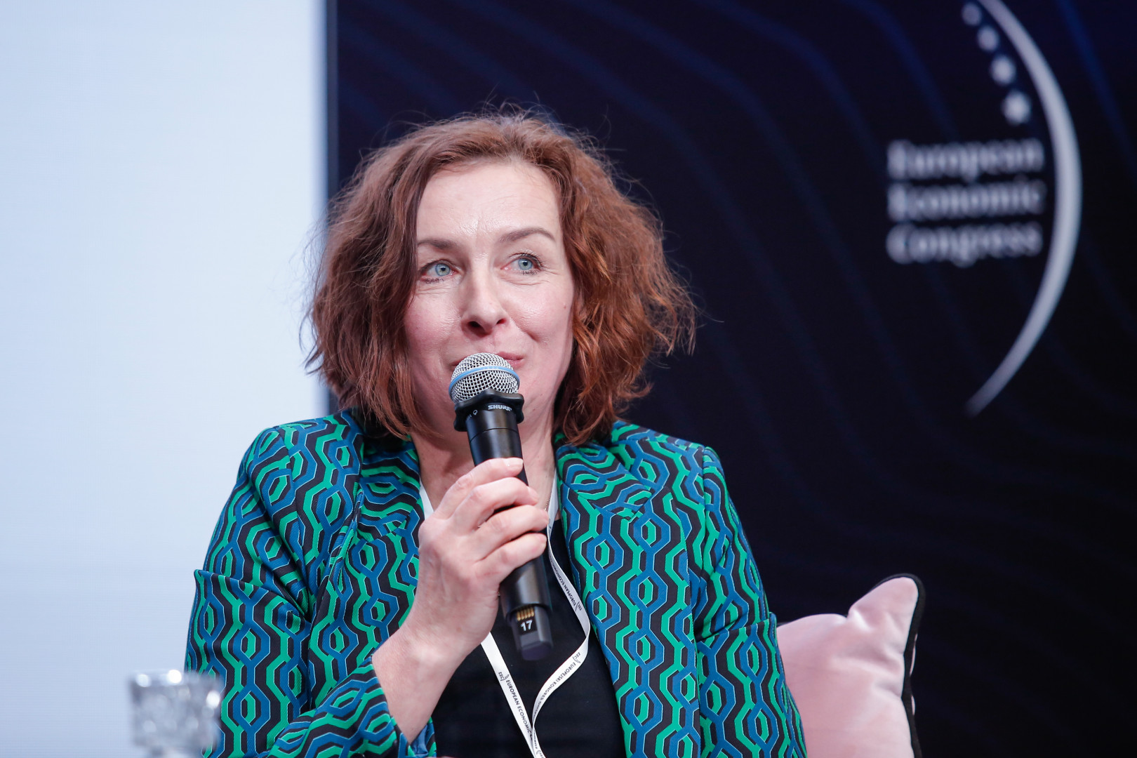 Rewolucja na rynku pracy stała się faktem. Hybryda zostanie z nami na ...