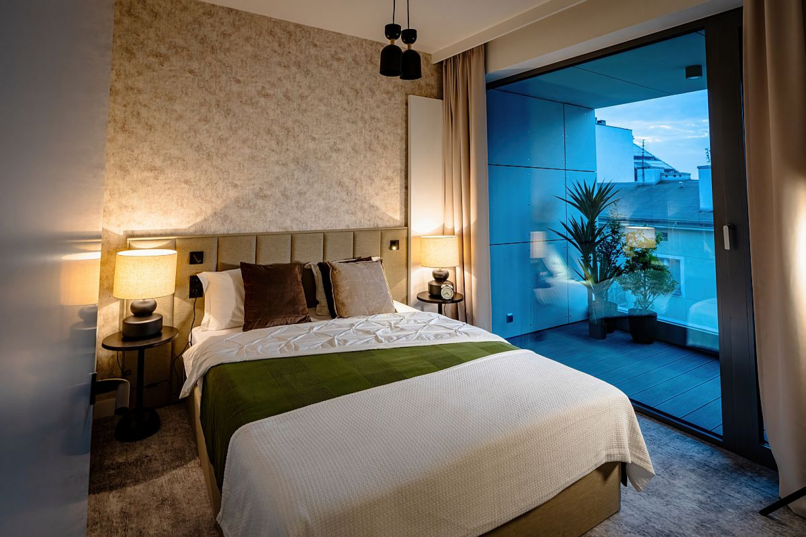 AFI Home Złota 83. Wynajem apartamentów ruszył pełną parą!